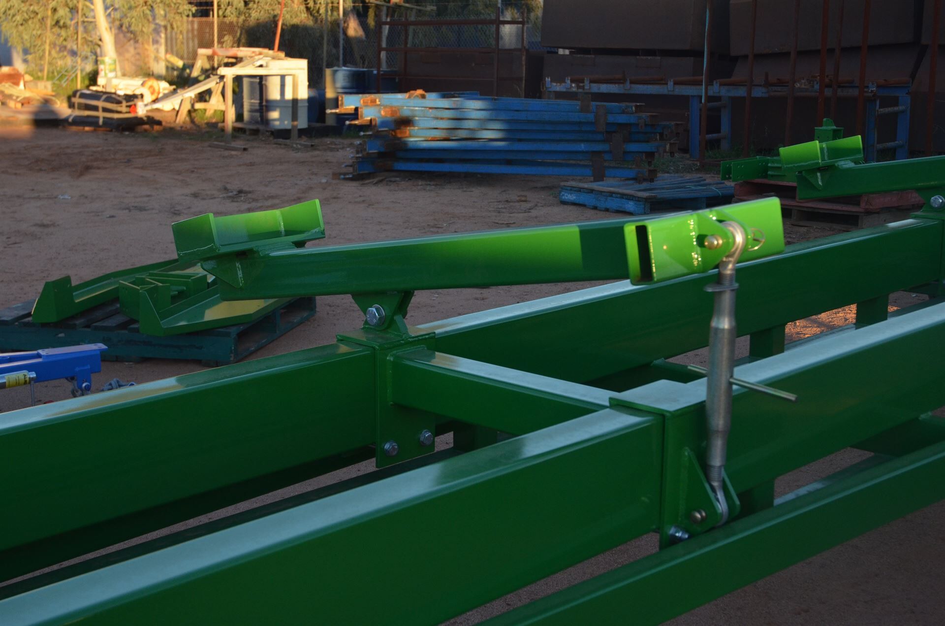 Comb Trailers - Conquest Group
